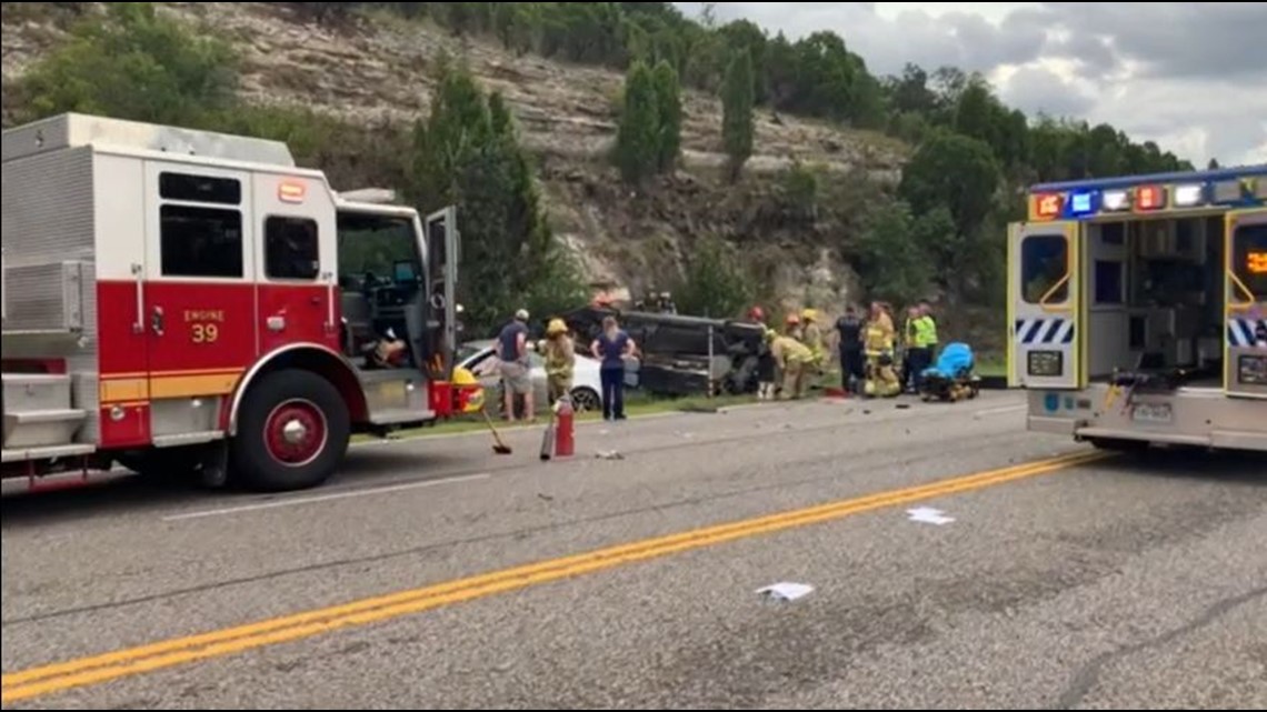 Multi-vehicle, pin-in collision reported on FM 2222 | kvue.com
