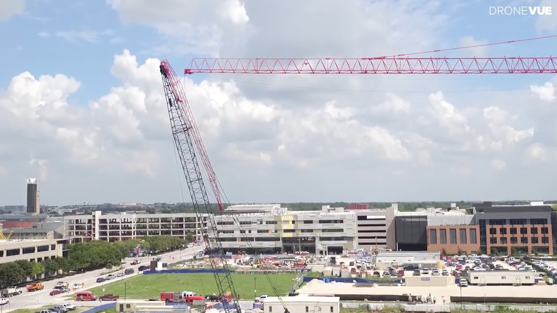 Austin crane collision: Longtime crane operator provides insight | kvue.com