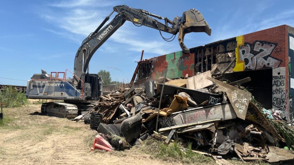 East Austin strip mall demolition paves way for new retail | kvue.com