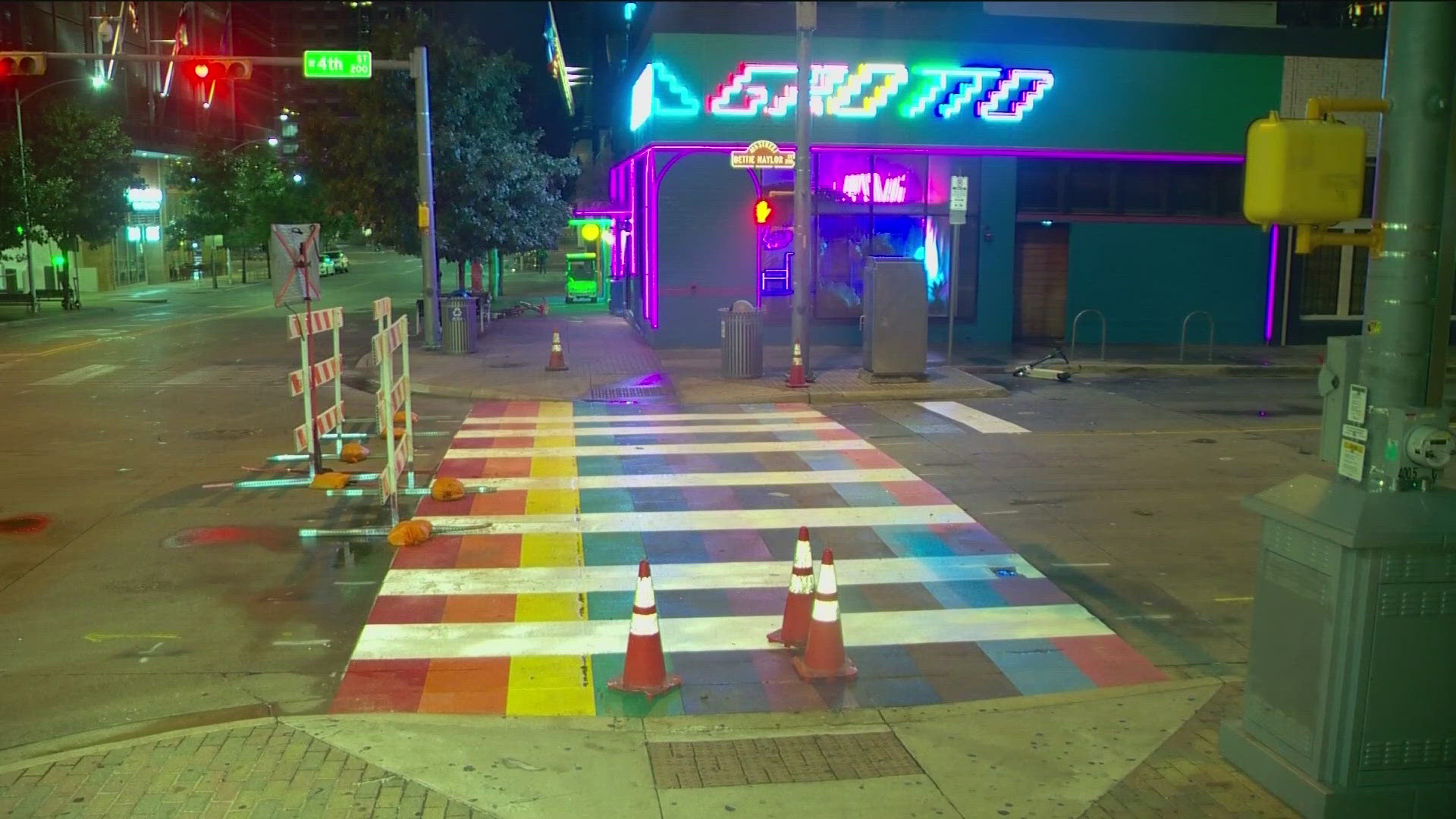 Downtown Austin colorful street art could soon be painted over | kvue.com
