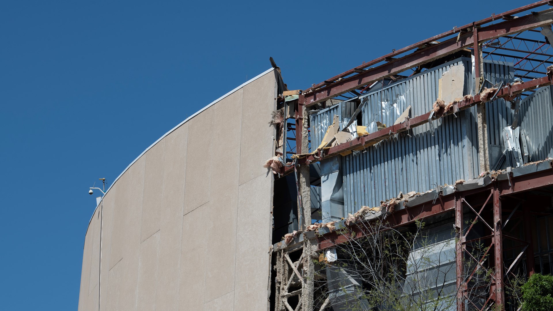 Frank Erwin Center demolition continues in Austin, Texas | kvue.com