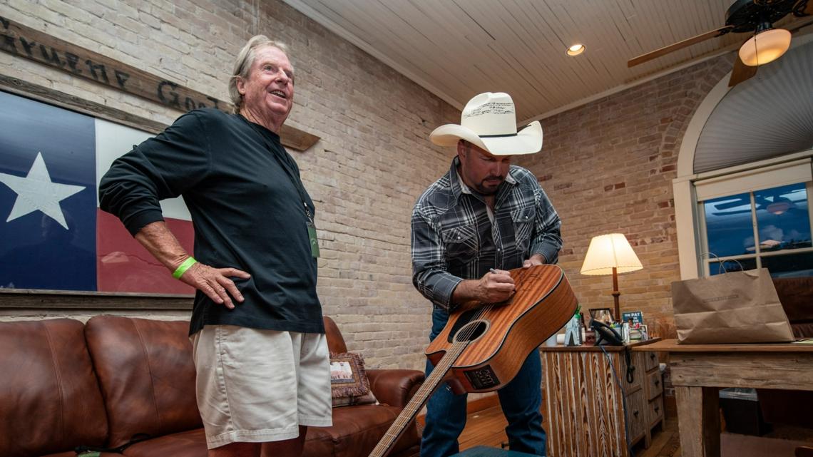 Gruene Hall co-founder dead at 76 | kvue.com