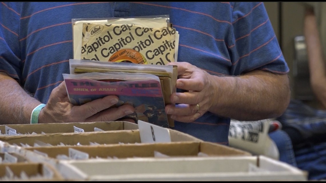 Austin, Texas hosts largest record convention | kvue.com