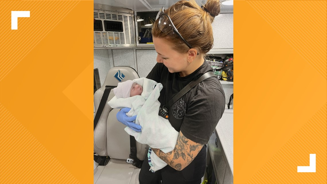 Austin-Travis County EMS medics help deliver baby | kvue.com