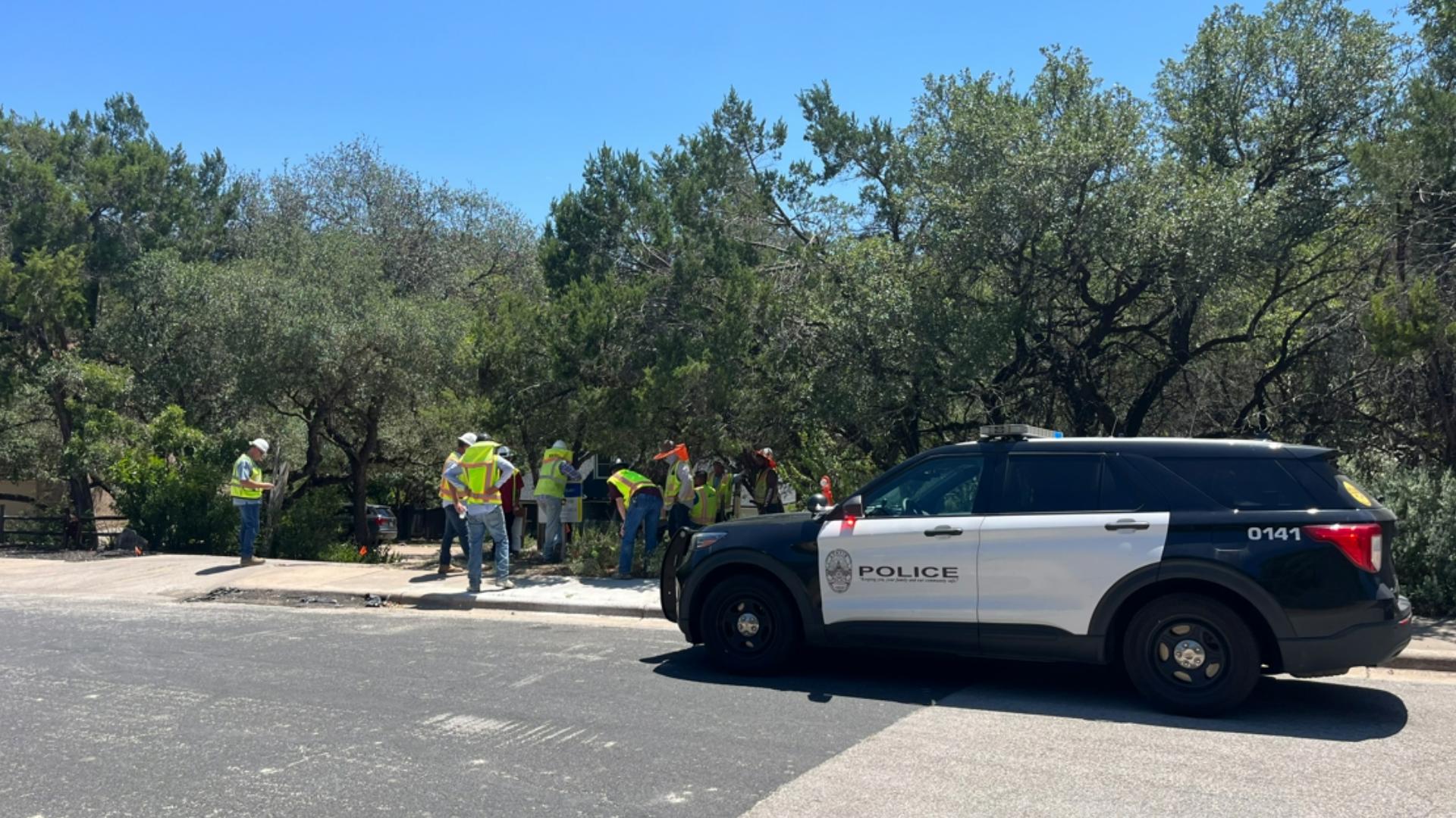 Person dead after crane tipped over in Austin | kvue.com