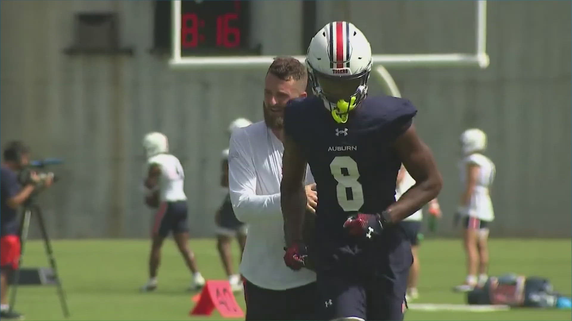 Top transfer portal target commits to Texas for 2026 season | kvue.com