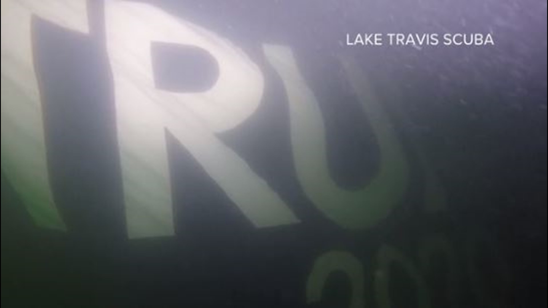 5 boats sank during 'Trump Boat Parade' on Lake Travis, TCSO says ...