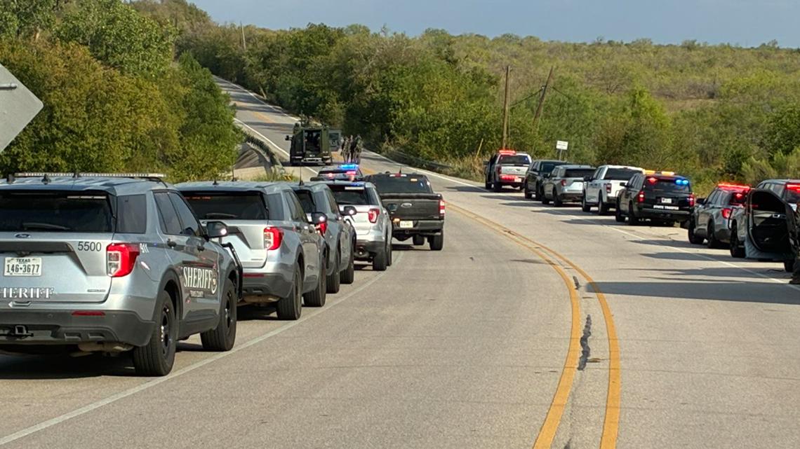 Suspect in Travis County police pursuit now in custody | kvue.com