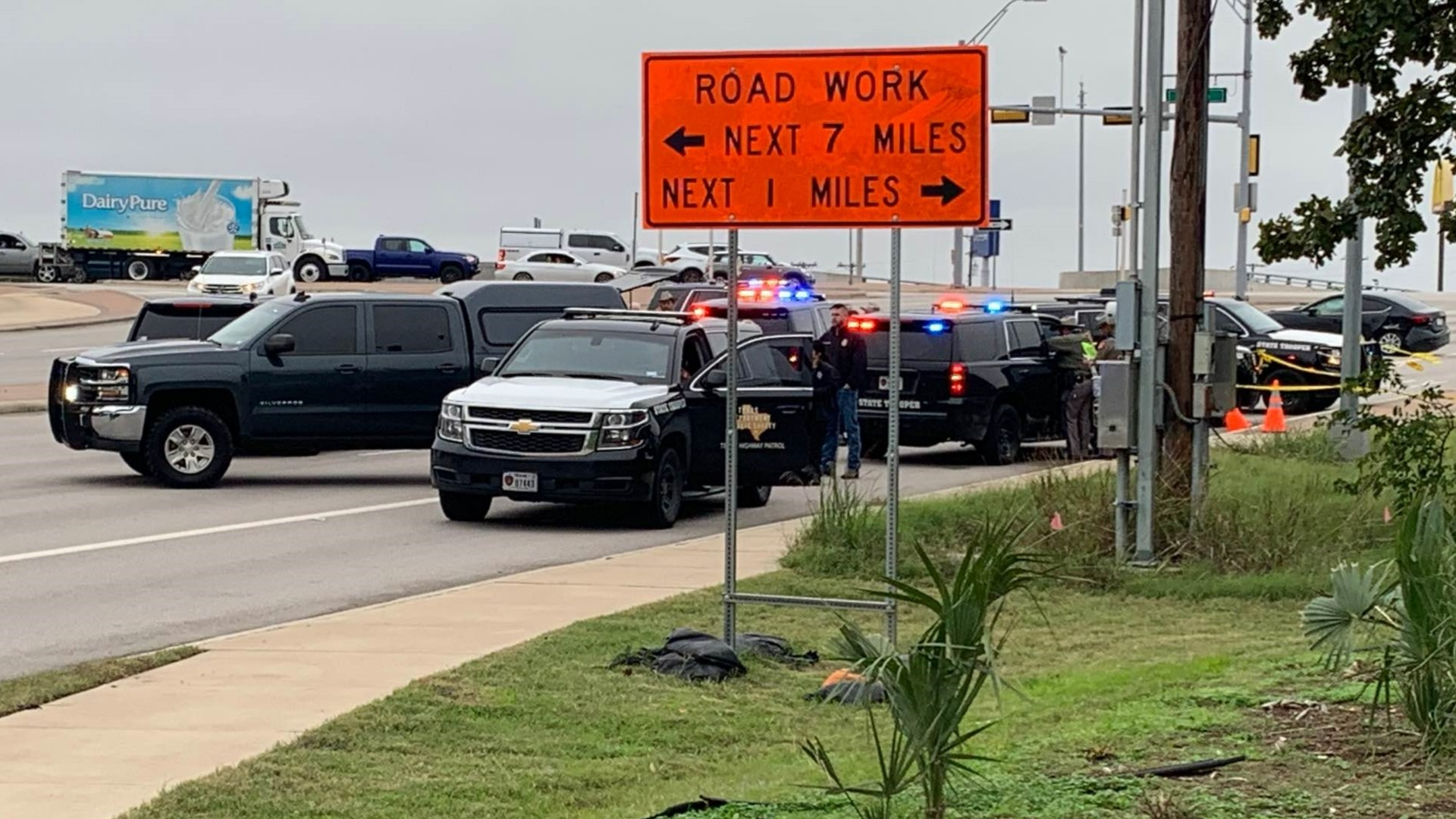 Texas DPS trooper shoots, kills woman at Round Rock Cracker Barrel ...