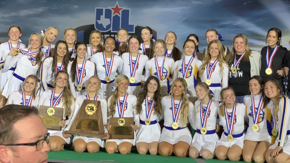Lago Vista cheer team wins back-to-back State championships, third in ...