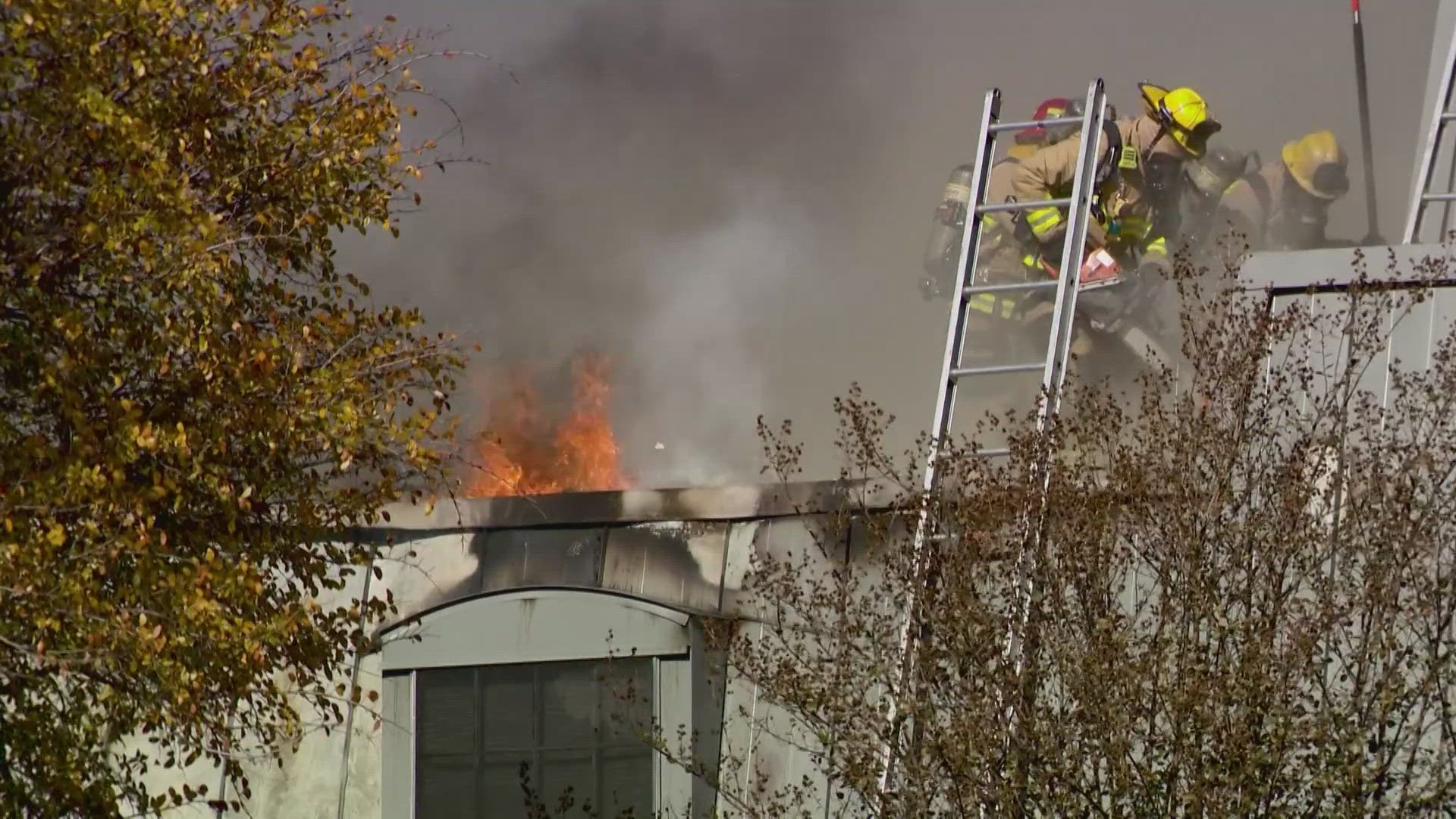 Apartment fire near US 183 in North Austin now under control | kvue.com