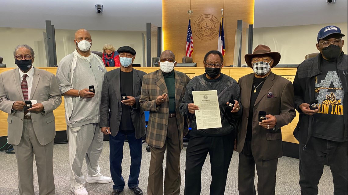 Nearly a century later, L.C. Anderson HS recognized for football state ...