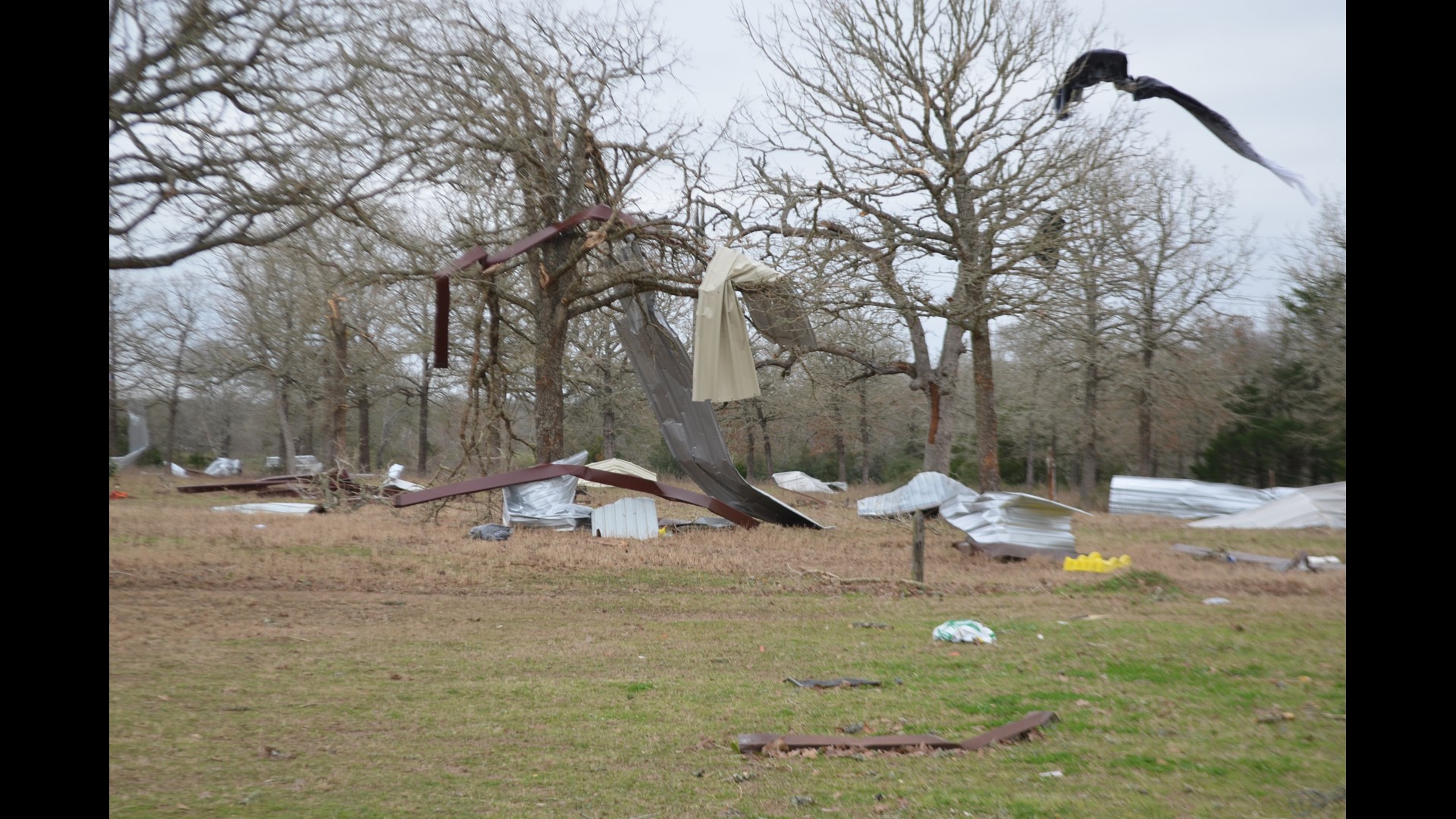 PHOTOS: Storm brings damaging winds, large hail threat to Central Texas ...