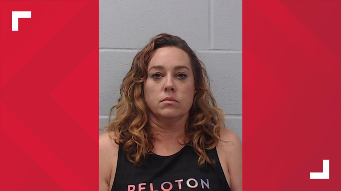 Dripping Springs woman accused of pretending to be a licensed lawyer ...