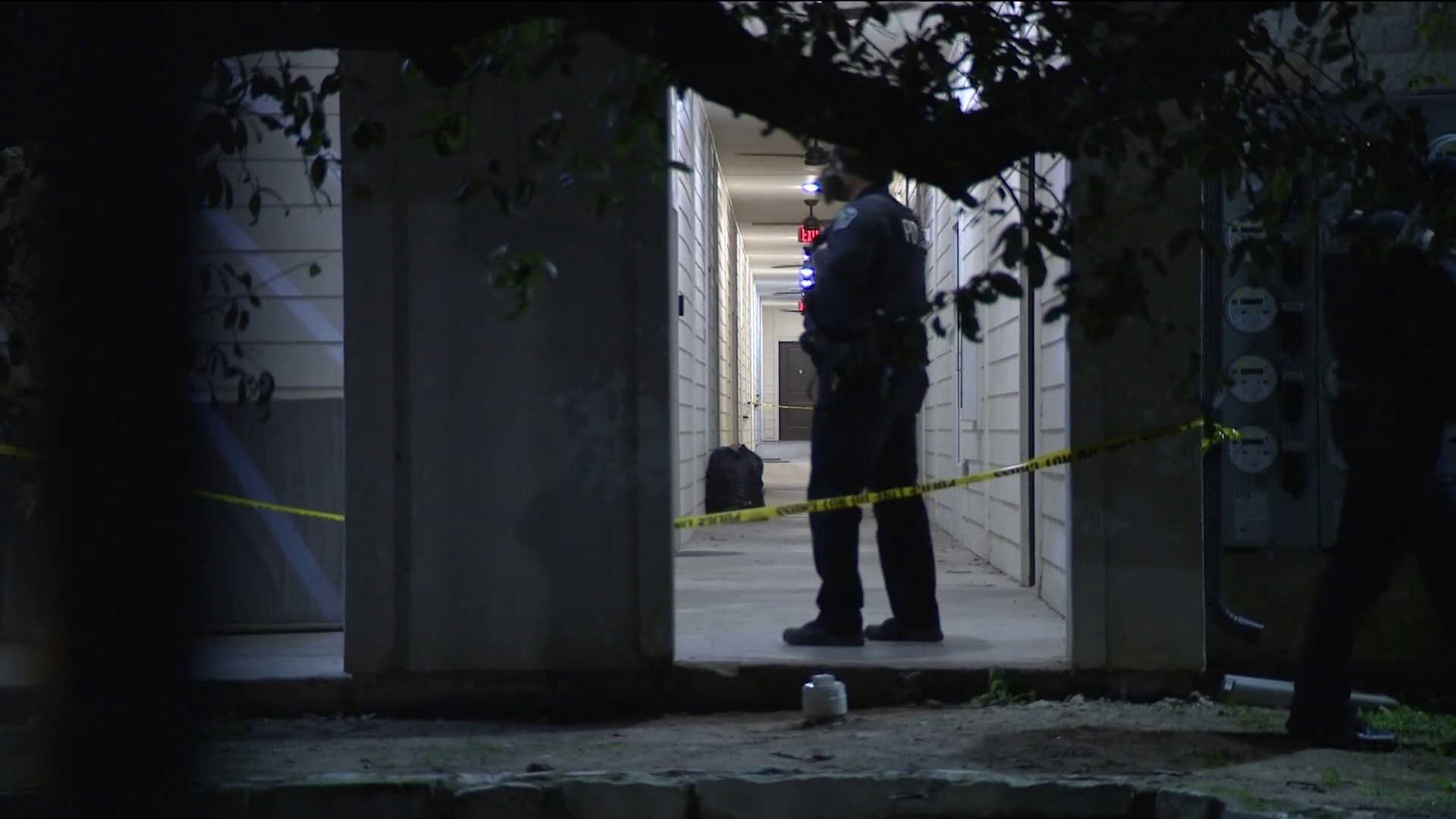 Austin police new details after Xavier Jones Sr. killed at Bridge at ...