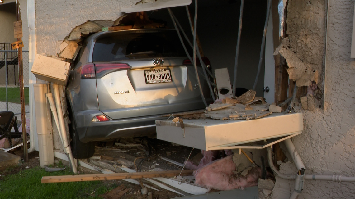 'I came back without a house' | San Marcos resident loses apartment ...