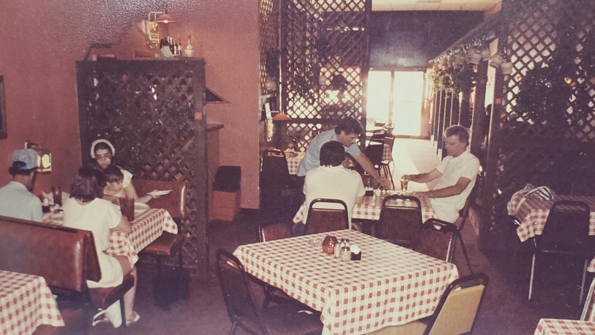 Foodie Friday: Reale's Pizza and Cafe serving up Italian dishes for ...