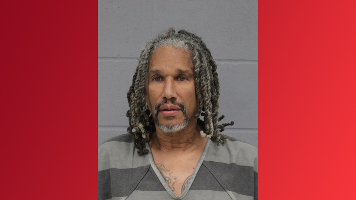 Texas man allegedly pretended to be cop, pointed gun at a family | kvue.com