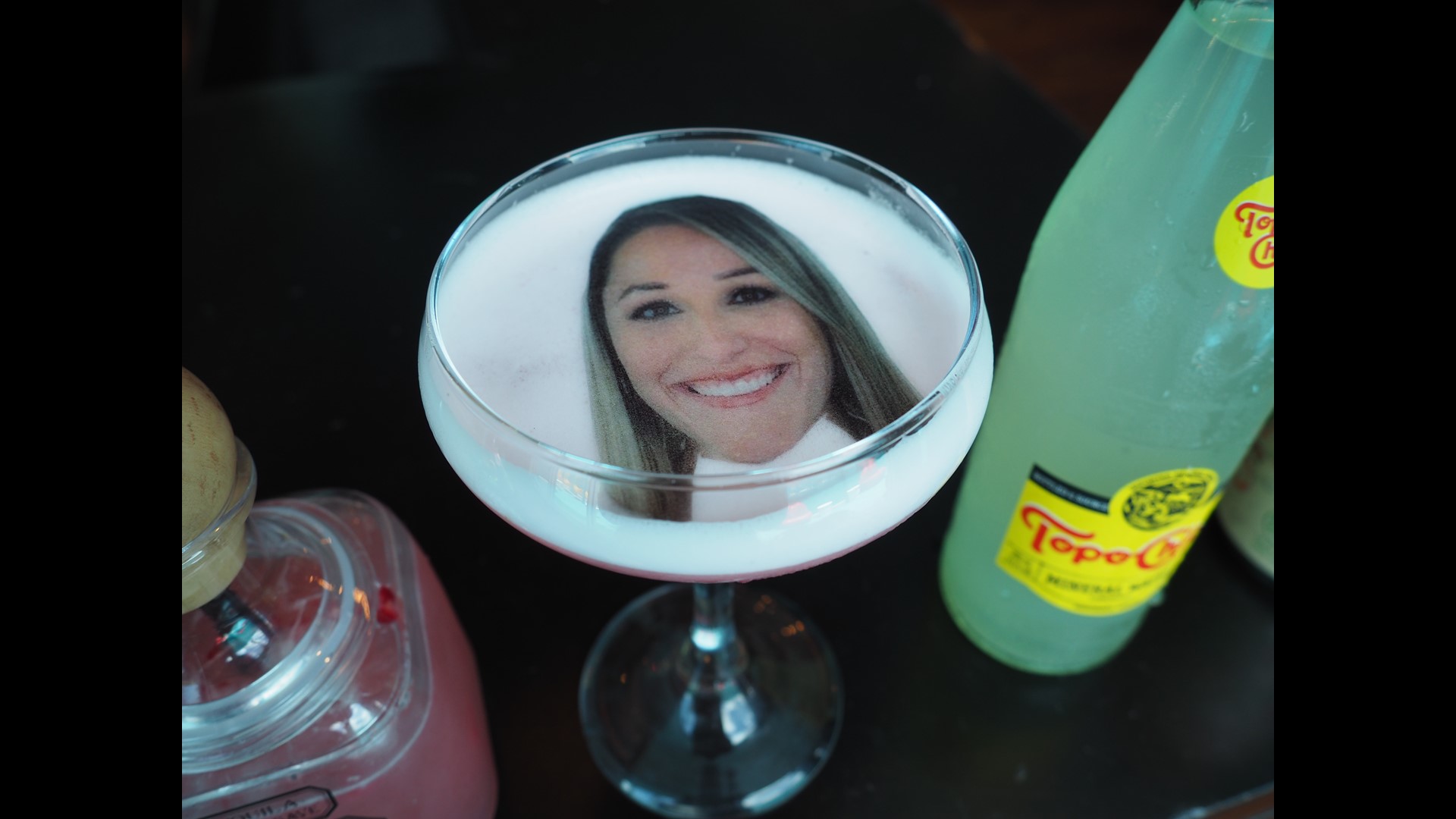 Wonder Bar in Austin is made for social media | kvue.com