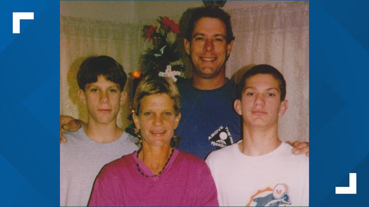 Three families killed in the 1997 Jarrell tornado are buried together ...