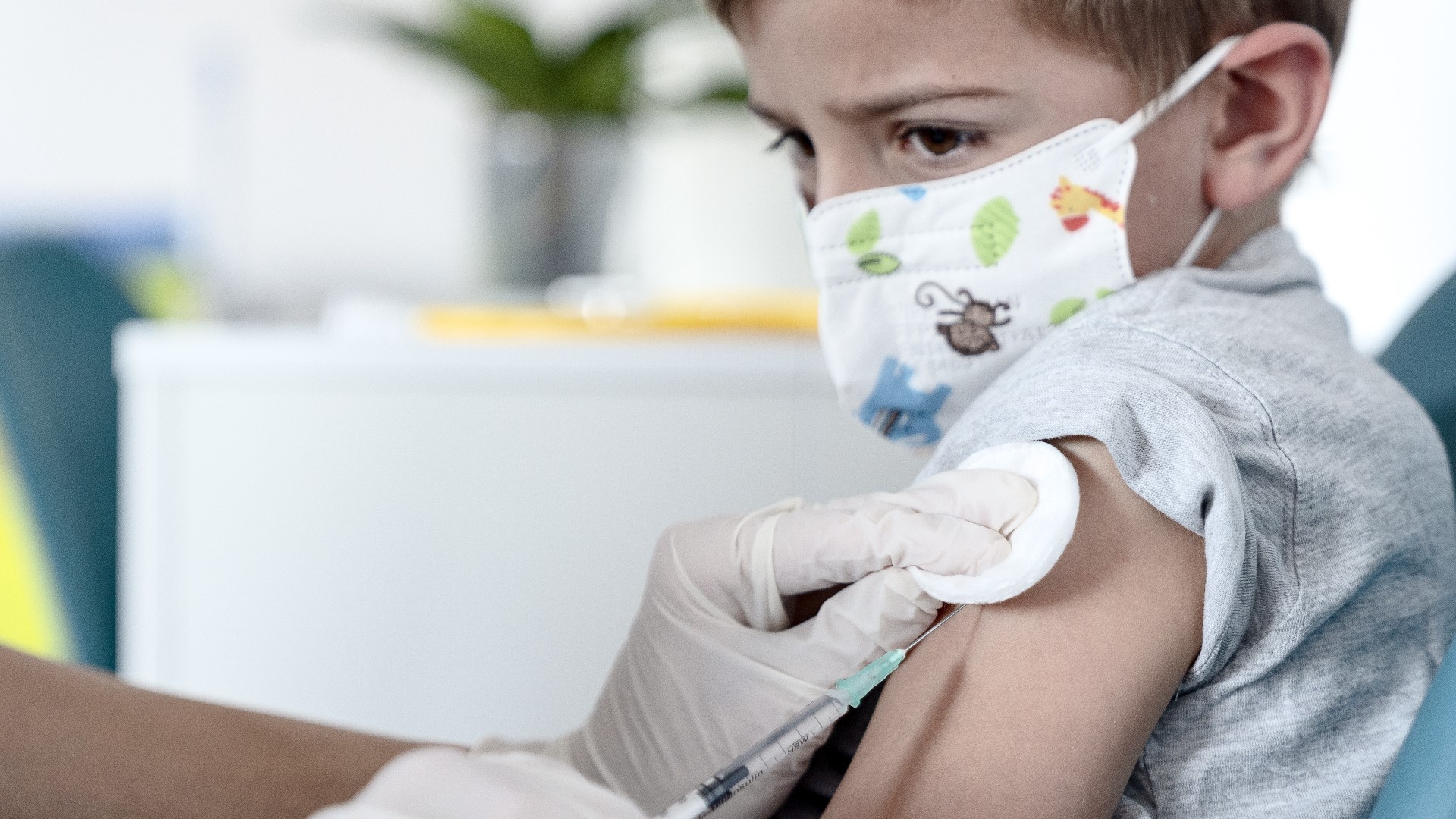 Pfizer COVID-19 vaccine trial for children ages 5-11 starts at Austin ...