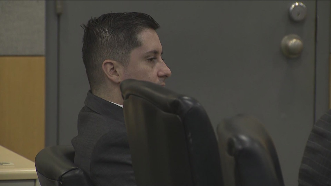 Prosecution rests in trial of Austin officer accused of deadly conduct ...
