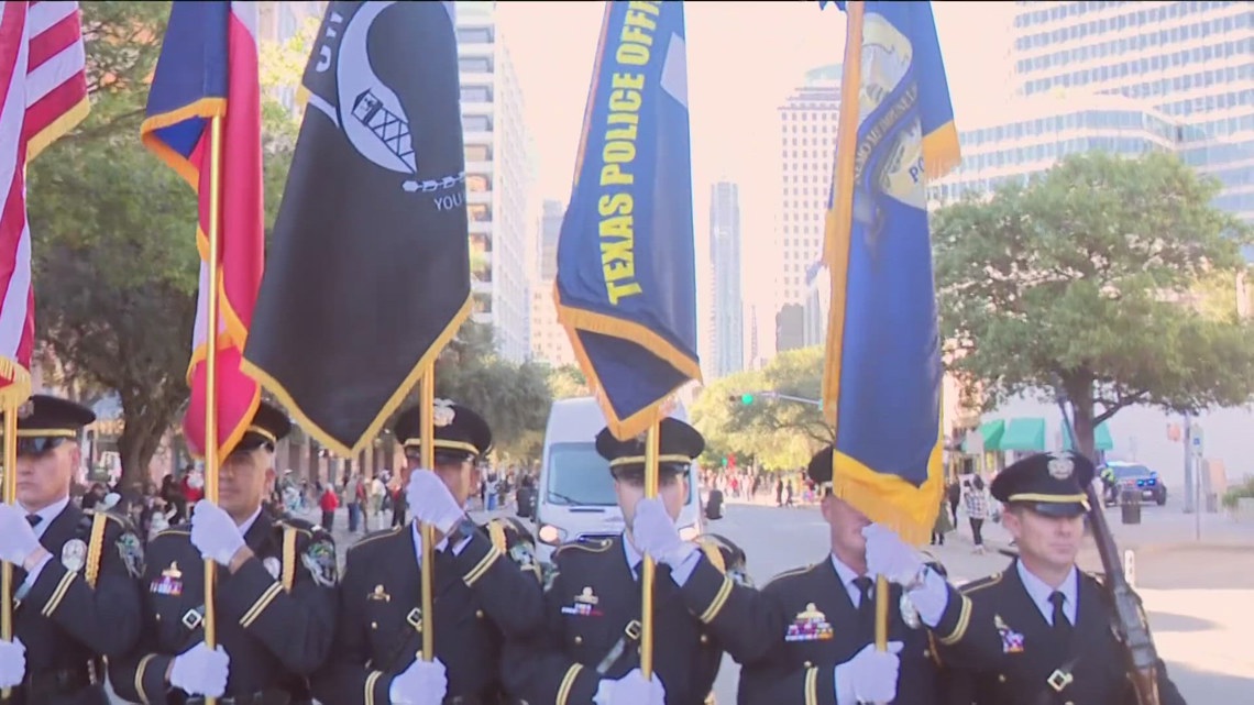 Annual Veterans Day parade held in Downtown Austin | kvue.com