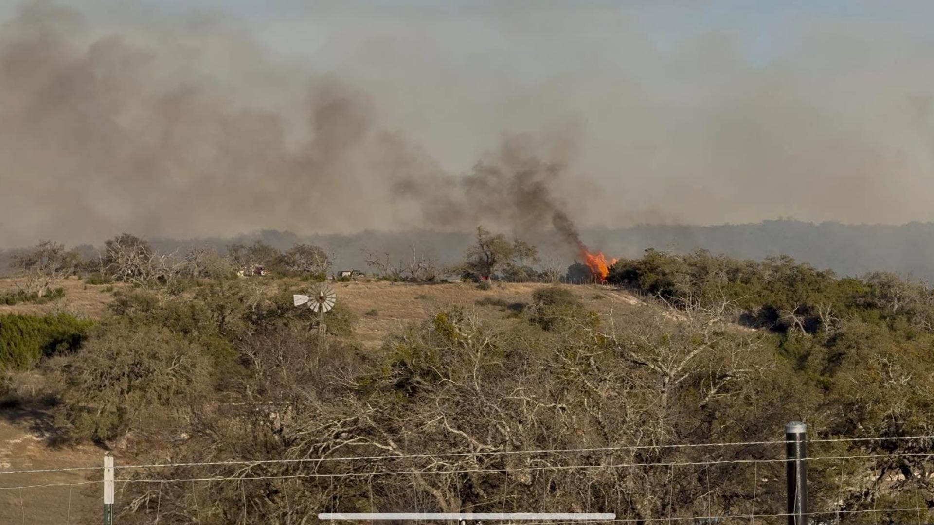 Gillespie County, Texas, wildfire sparks evacuations near I-10 | kvue.com