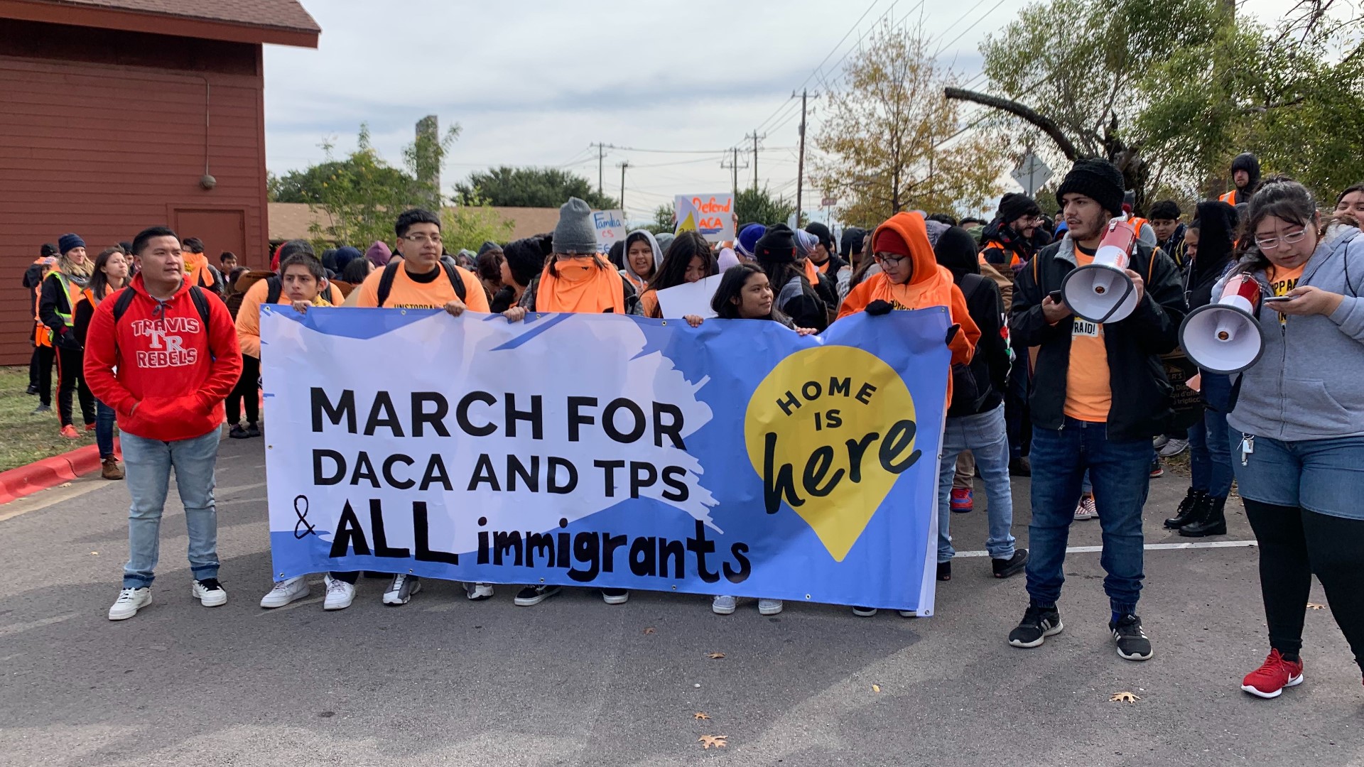 Austin DACA rally sparked by Supreme Court hearing | kvue.com