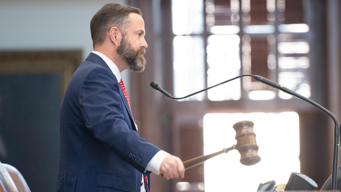 Texas House rejects Rep. Brian Harrison's motion to oust Speaker Dustin ...