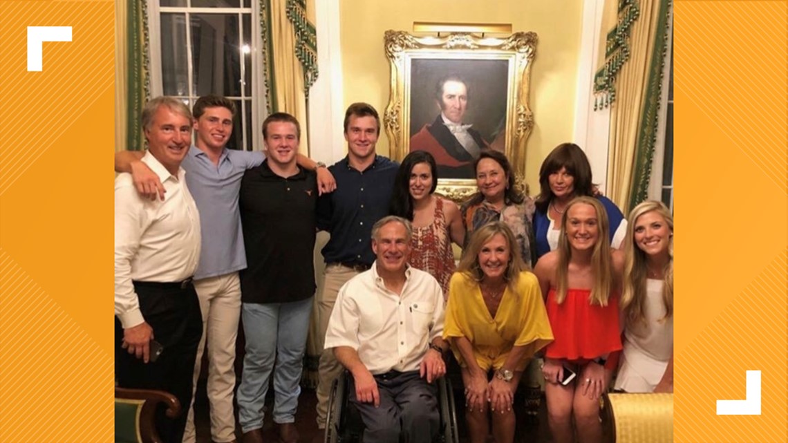 Longhorn legend Sam Ehlinger dines with family, friends at Governor's ...