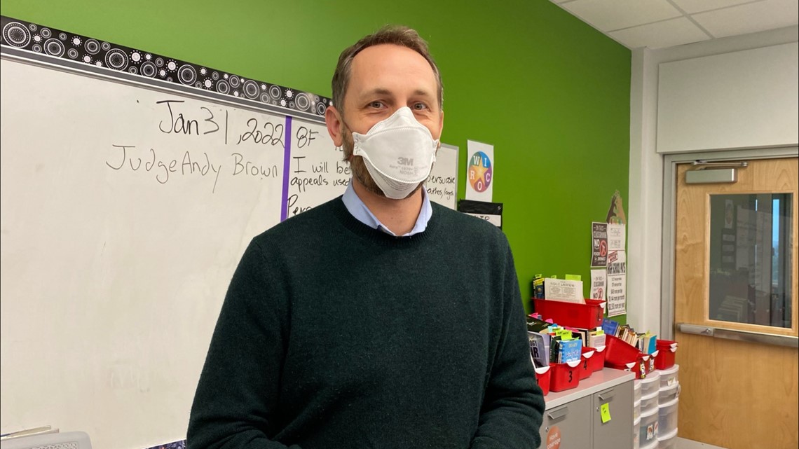 Travis County judge fills in as substitute teacher | kvue.com