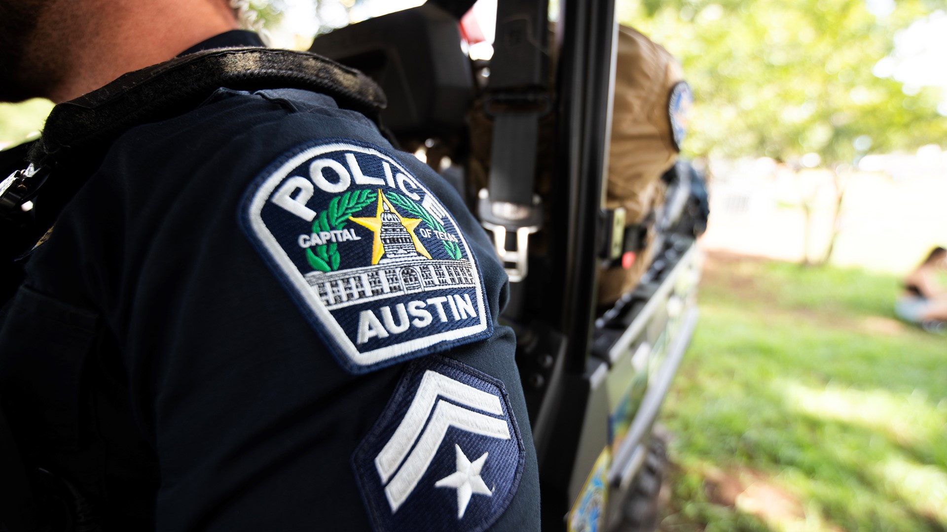 Austin police officer removed from patrol following incident on 6th ...