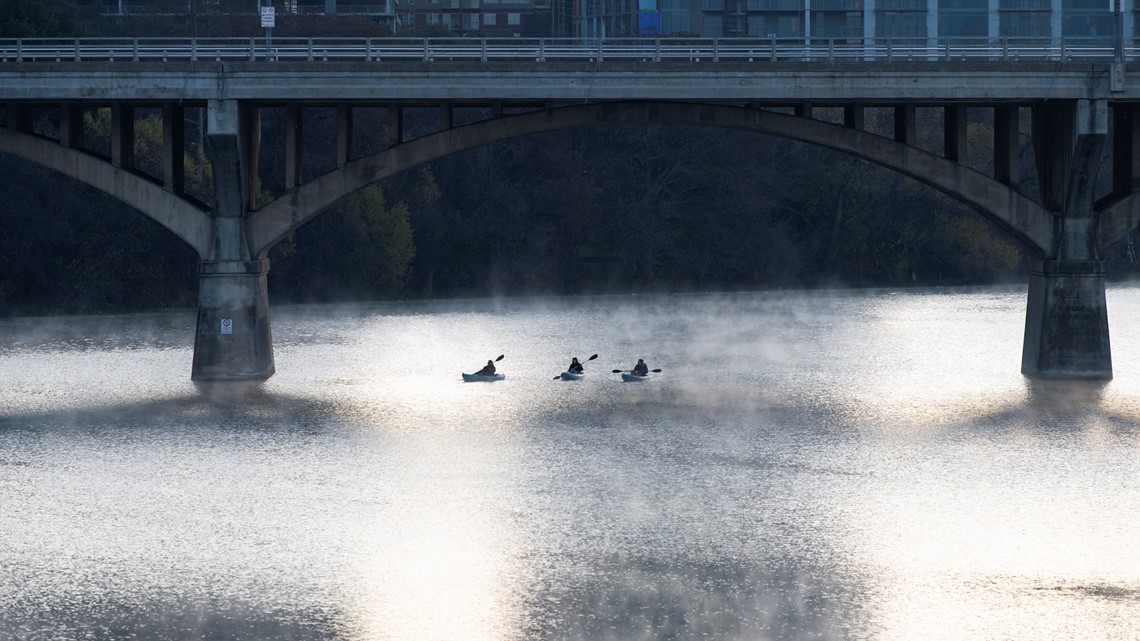 Austin bans watercrafts on waterways amid flooding | kvue.com