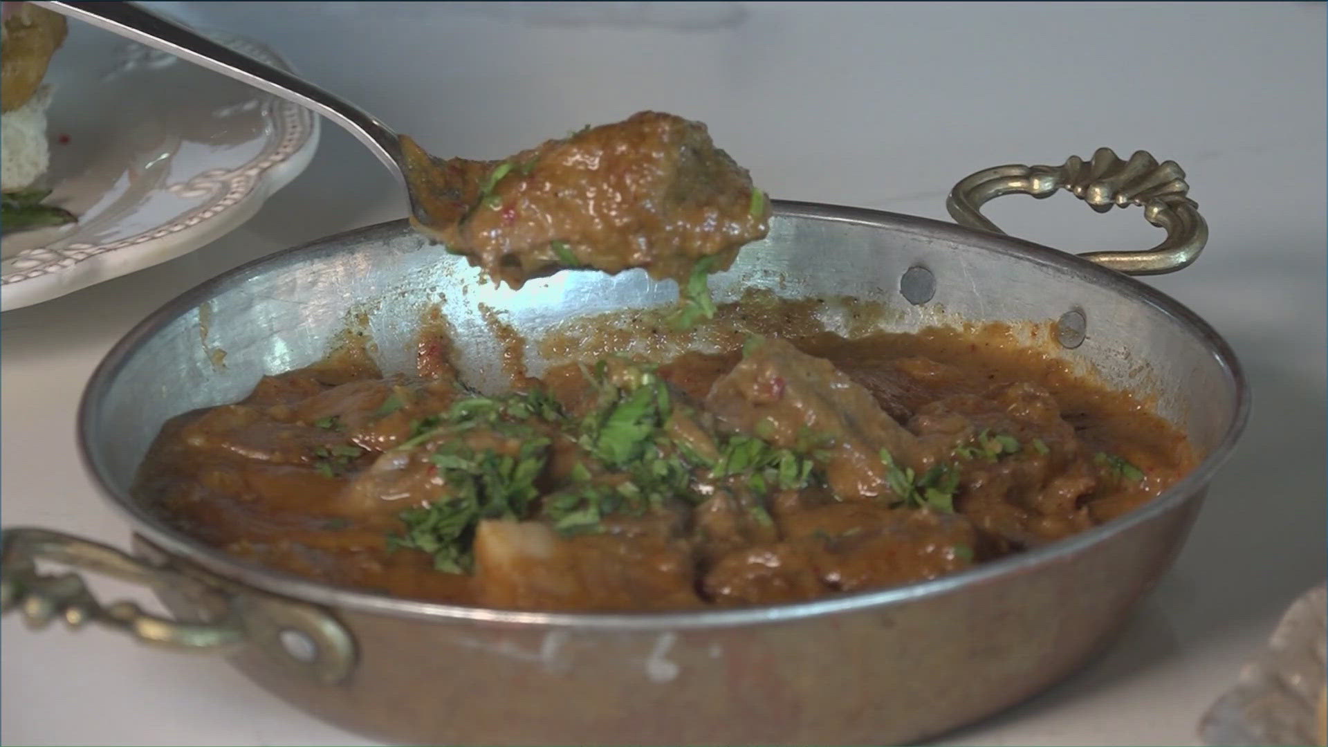 New restaurant blends Indian and Texas cuisines in Austin | kvue.com