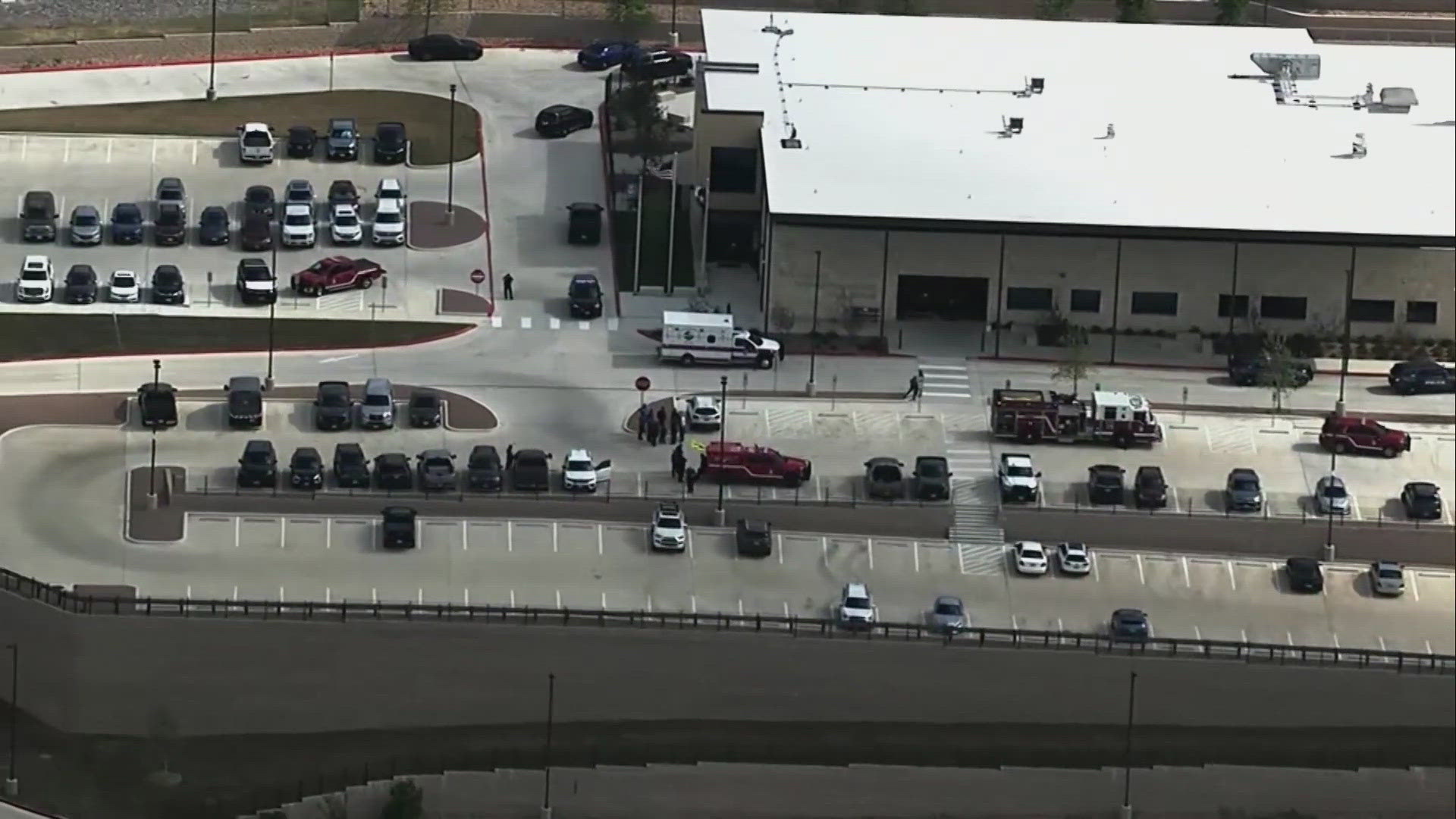 15-year-old dead, teacher injured after shooting at Bulverde high ...