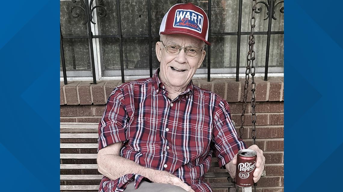 Joe Mack Roy, of viral Pop Watch fame, dies at 90 | kvue.com