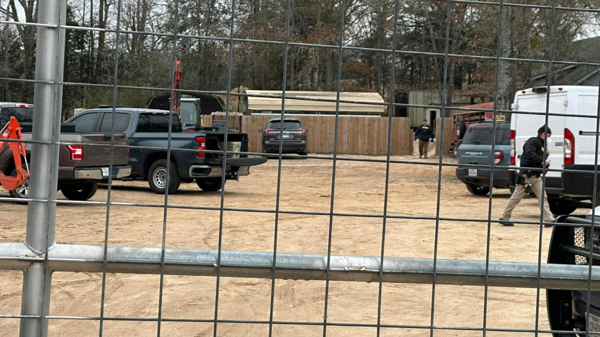Federal agents execute search warrant at Texas animal safari | kvue.com Federal agents execute search warrant at Texas animal safari | kvue.com