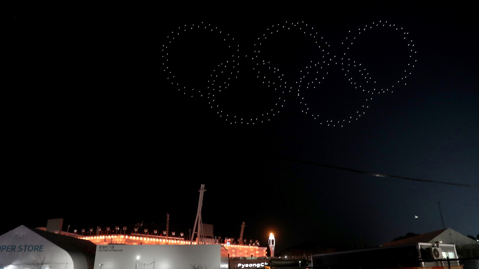 PHOTOS: Drones put on Olympic show at PyeongChang medal ceremony | kvue.com