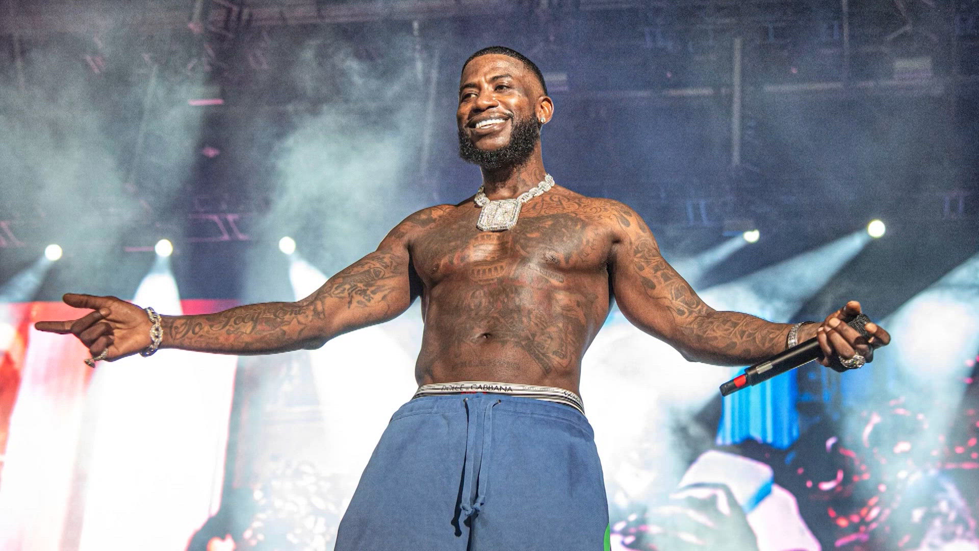 Judge orders Pooh Shiesty to remain in custody in case involving Gucci ...