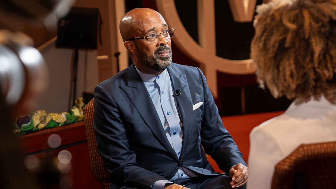 Frederick Haynes, influential Dallas pastor, announces leave of absence ...