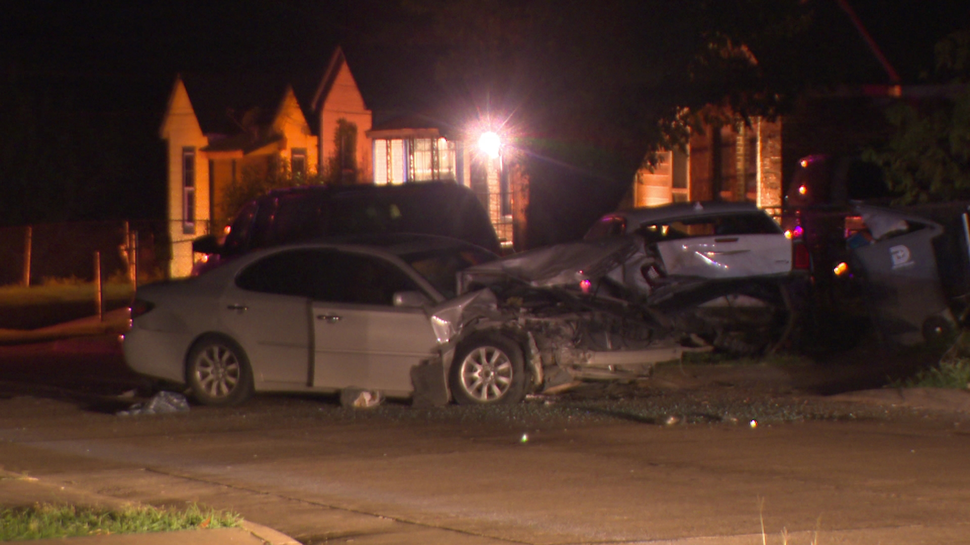 Injured 9-year-old left behind in car after North Texas crash | kvue.com