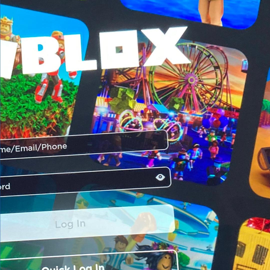 Roblox facing lawsuit from Texas man over alleged sexual abuse | kvue.com