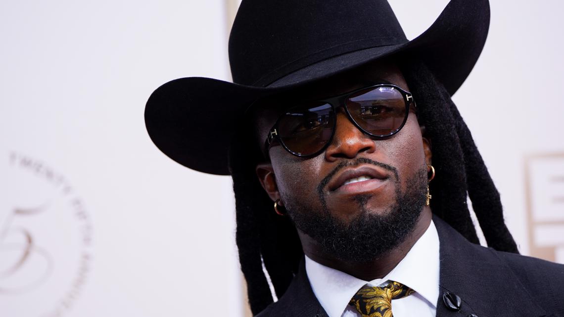 Shaboozey, BigXthaPlug music video shoot halts Dallas traffic during ...