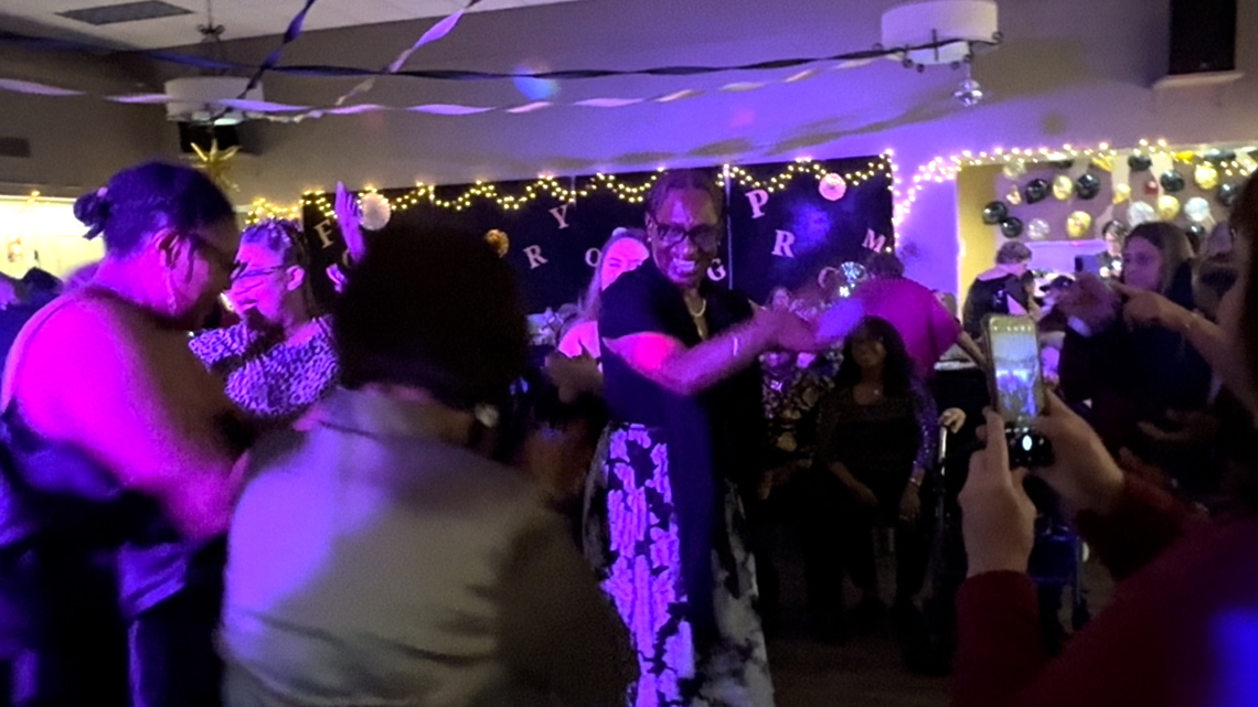 Dallas, TX: Juliette Fowler Communities holds 'senior prom' | kvue.com