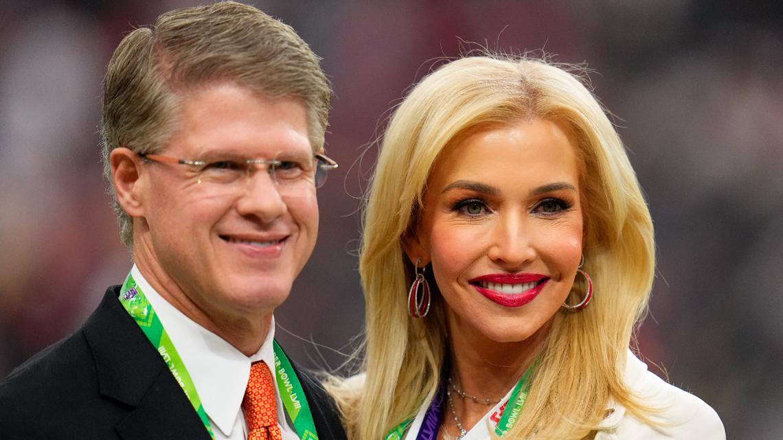 Bank returns WWII veteran Richard Overton's funds after theft, cousin ...