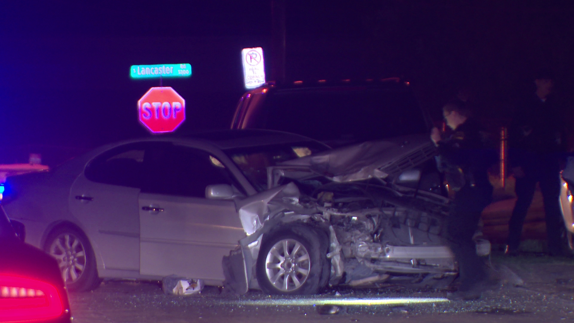 Injured 9-year-old left behind in car after North Texas crash | kvue.com