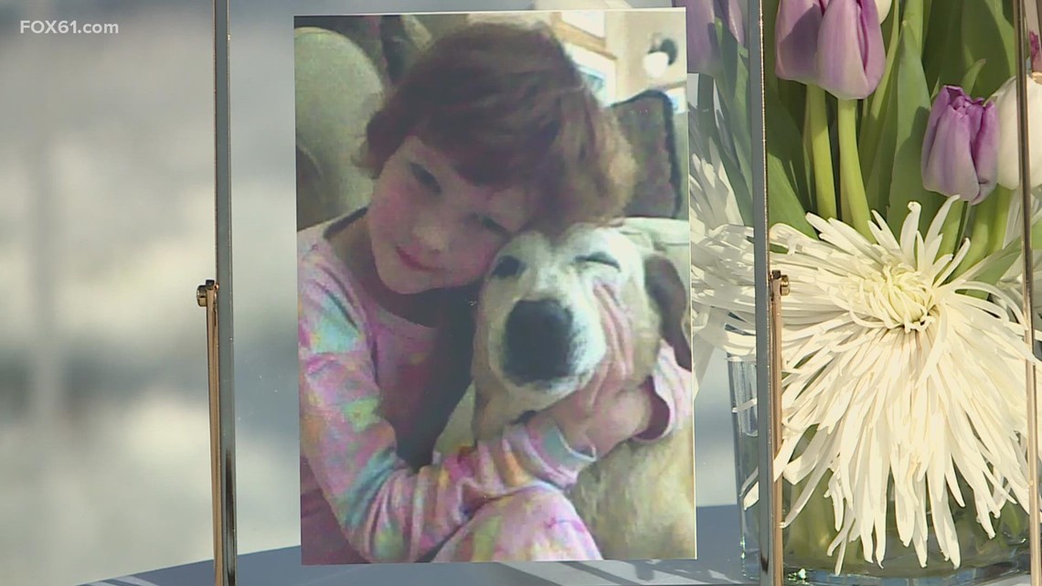 Mom of Sandy Hook victim breaks ground on new memorial project | kvue.com