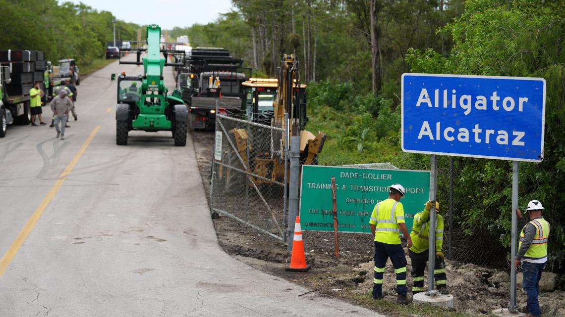 Judge orders temporary halt to construction at Florida’s ‘Alligator Alcatraz’ | kvue.com