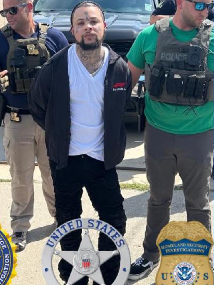 Antoine Massey captured by US Marshals, Groves remains on run | kvue.com